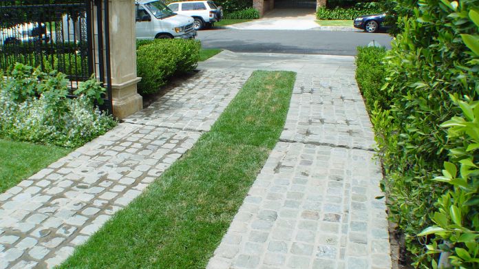 Grass Driveway- Revamp Your Driveway with Excellent Greenery
