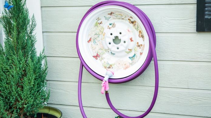 Trendy Garden Hose Holder Ideas to Organize Your Outdoor Oasis - Okay ...